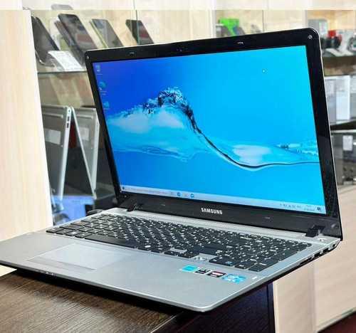 Samsung 15.6" i5-3210M / 6Gb / 700Gb / HD 8600/870