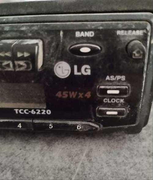 Магнитофон LG кассетный