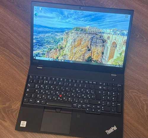 ThinkPad T15 i7-10510u 32/512 MX330 4G LTE