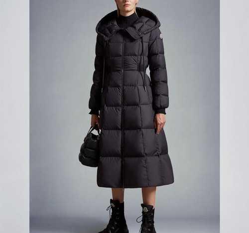 Пуховик Moncler женский 42 44