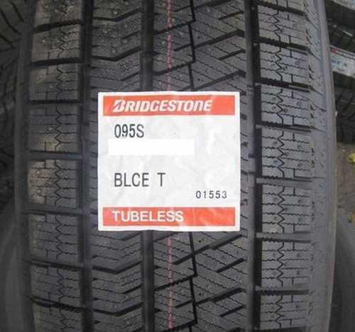 Bridgestone Blizzak Ice 245/45 R19