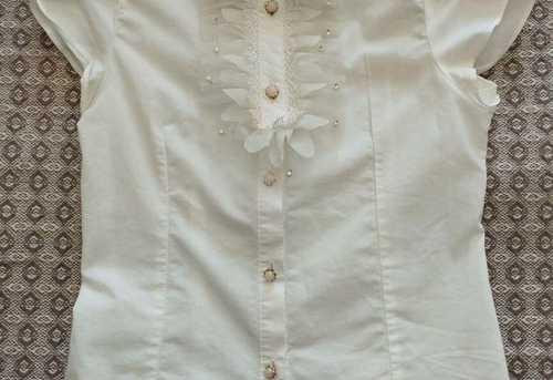 Блузка белая
