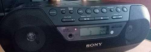 Бумбокс/магнитола Sony ZS-RS09CP