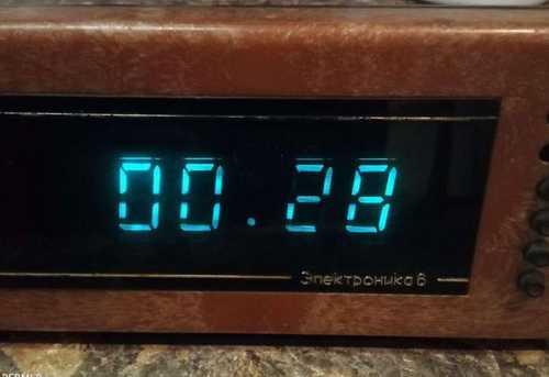 Часы будильник электроника СССР