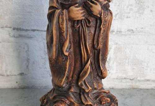 Статуэтка монах с ребёнком