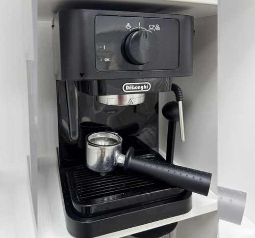 Кофеварка рожковая delonghi