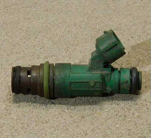 Форсунка инжекторная VW № 07D906031C