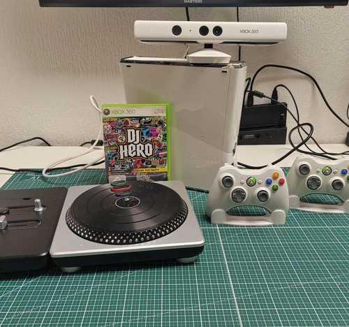 Xbox 360 slim белый прошиты 500GB DJ Hero