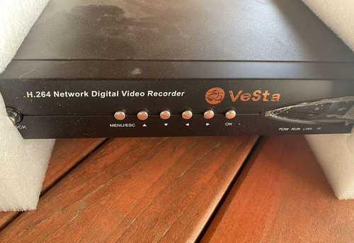Видео регистратор Vesta на 4 камеры