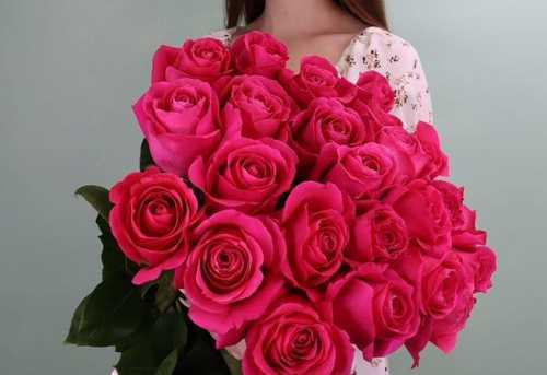 Букет из 25 роз «В сердце каждого» 60 см