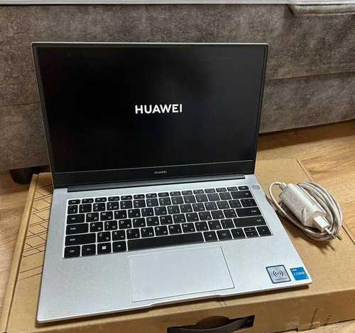 Huawei matebook d14