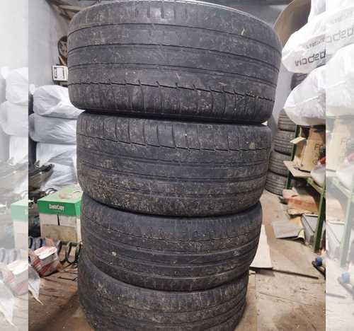 Triangle Sportex TSH11 245/45 R19 и 275/40 R19