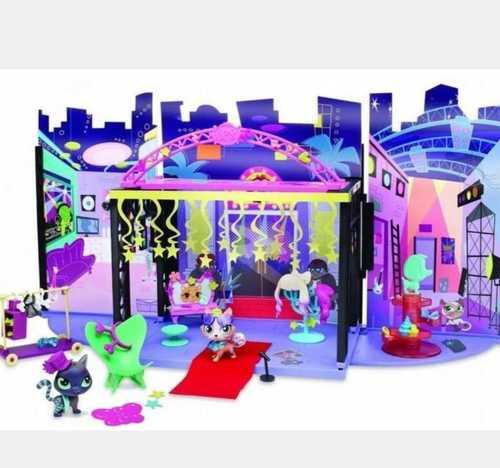 Littlest pet shop