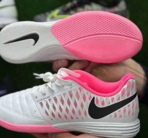 Футзалки Nike Lunar Gato