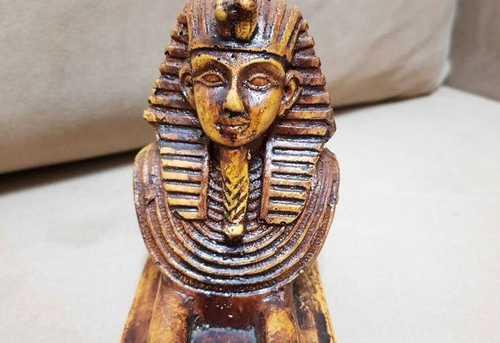 Египетская статуэтка сфинкс