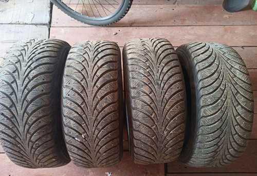 Sava Eskimo Stud 215/55 R16