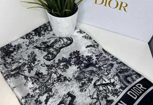 Женский палантин Christian Dior шелк