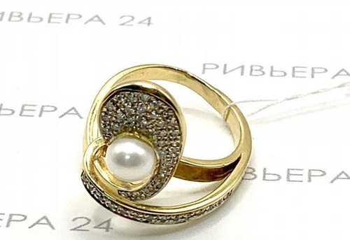 Золотое кольцо с бриллиантами и жемчугом 585 пробы