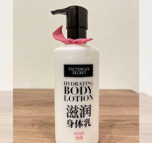 Увлажняющий лосьон для тела Victoria's secret