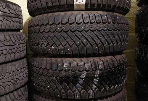 Gislaved Nord Frost 200 205/50 R17