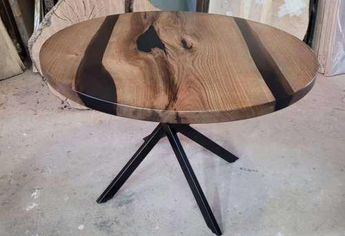 Стол круглый из массива дерева в стиле лофт