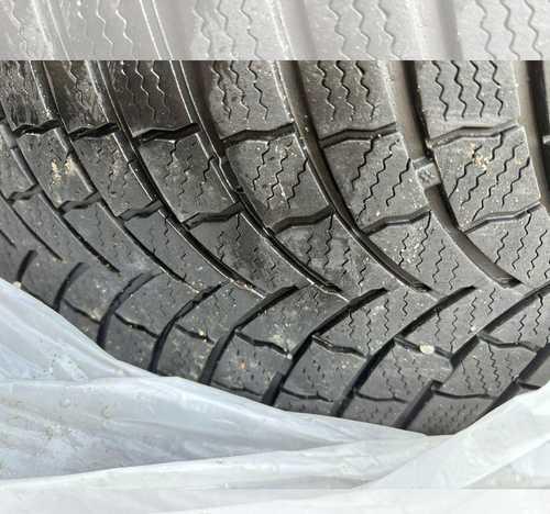 Bridgestone Blizzak LM-001 205/55 R16 91H