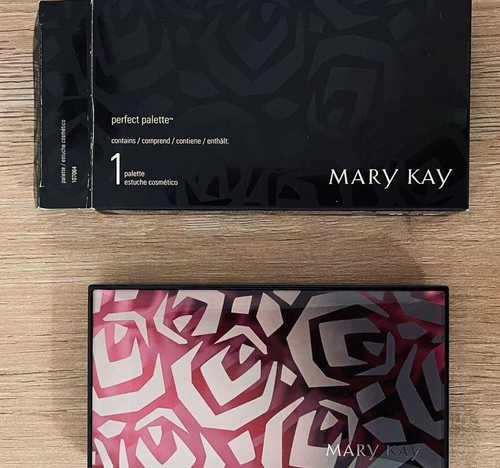 Футляр mary kay новый