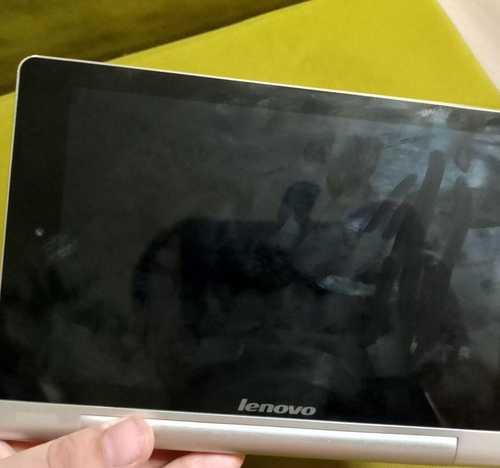 Продаётся планшет Lenovo yoga tab 8