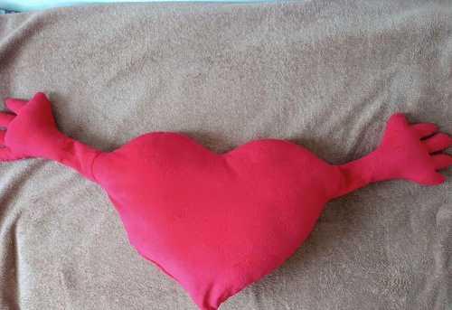 Подушка в виде сердца