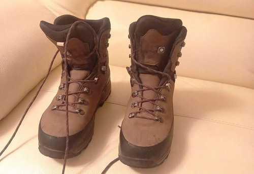 Горные ботинки lowa tibet GTX размер 43,5