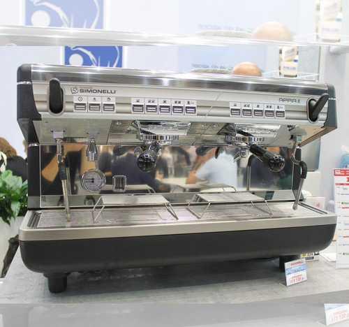 Кофемашина Кофемашина Nuova Simonelli