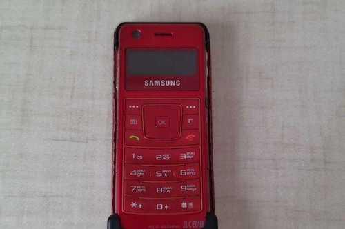 Телефон Samsung SGH F300