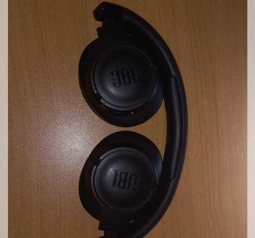 Беспроводные наушники jbl tune710