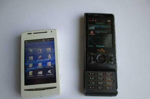 Sony Ericsson W595 и E15i