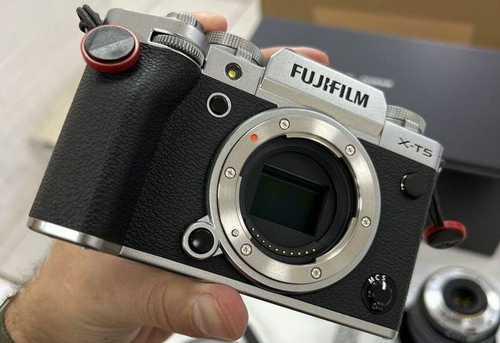 Фотоаппарат Fujifilm XT5+ AF 13mm f/1.4 XF
