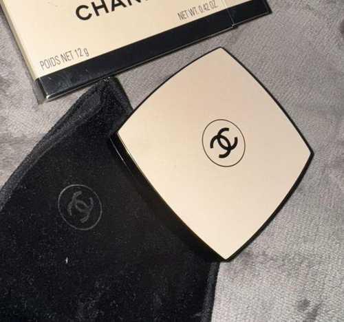 Пустая пудра Chanel с чехлом и кистью