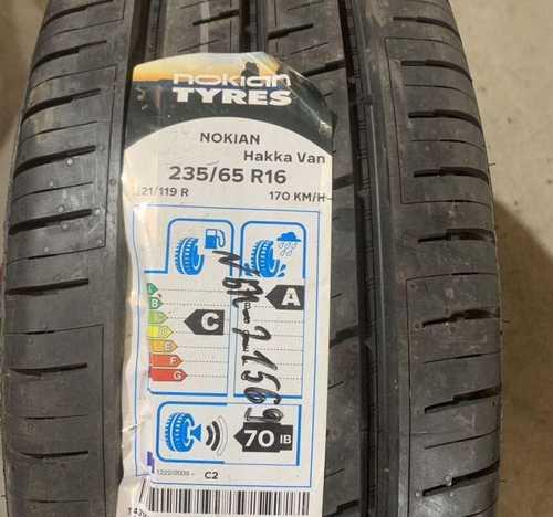 Nokian Tyres Hakka Van 235/65 R16 C