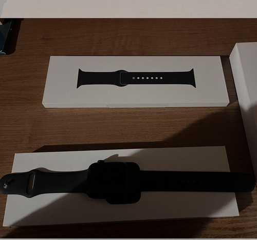 Часы apple watch se 44 mm 2023