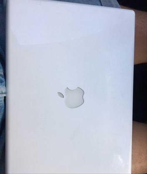 Apple MacBook 2007