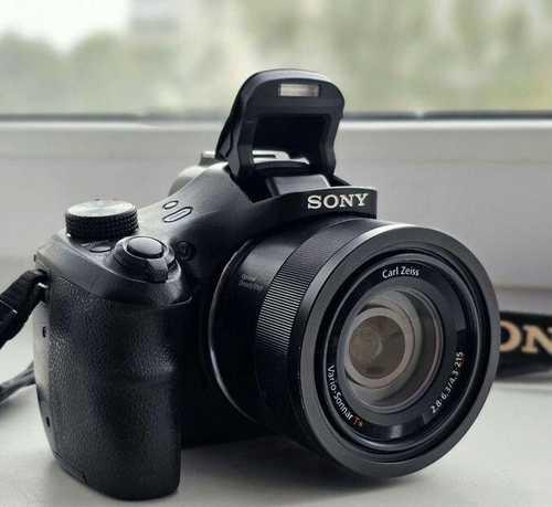 Фотоаппарат Cyber-shot Sony DSC-HX400