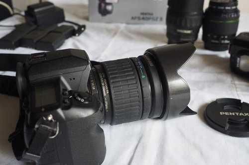 Фотоаппарат Pentax K5 в комплекте с объективами
