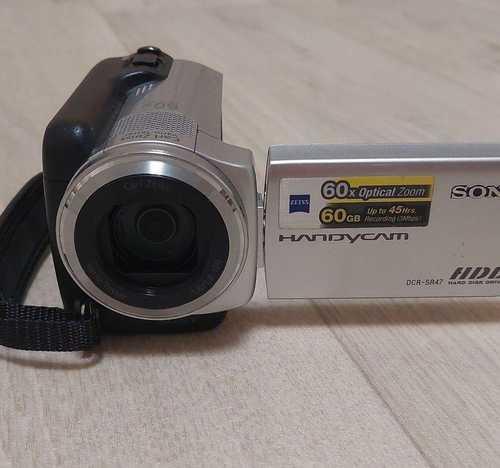 Цифровая видеокамера sony handycam