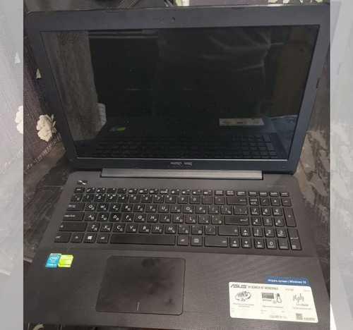 15.6" ASUS X554L, Core i3, RAM 4 ГБ, 1000 ГБ, Intel HD Graphics 5500