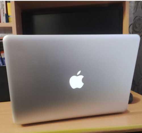 Apple macbook Air 11 2010