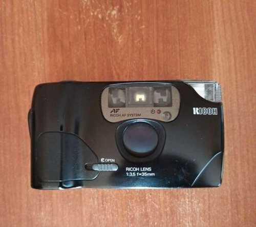 Плёночный фотоаппарат Ricoh FF-9s