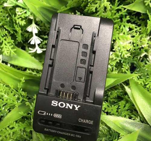 Зарядное устройство Sony BC-TRV