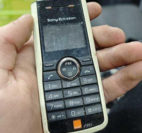 Sony Ericsson J120i