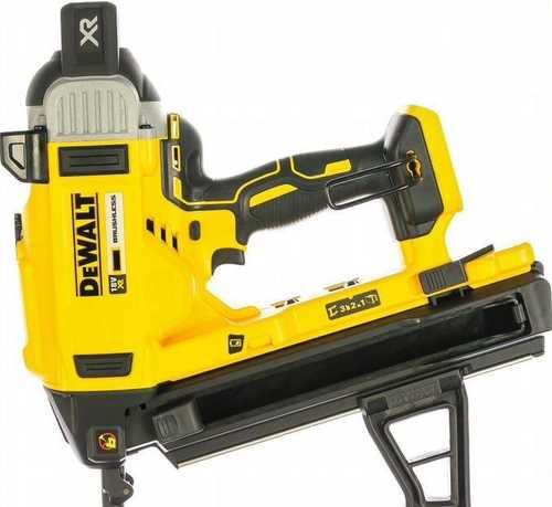 Монтажный пистолет dewalt 18В XR DCN890N