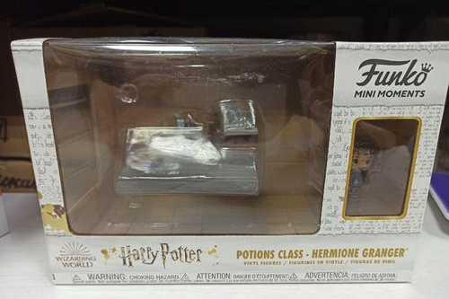 Фигурка Funko Mini Moments Potions Class Hermione