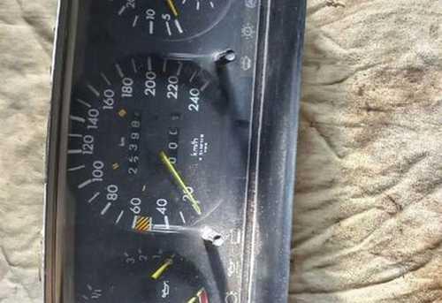 Приборная панель mercedes w124 3.0 103 мотор МКПП